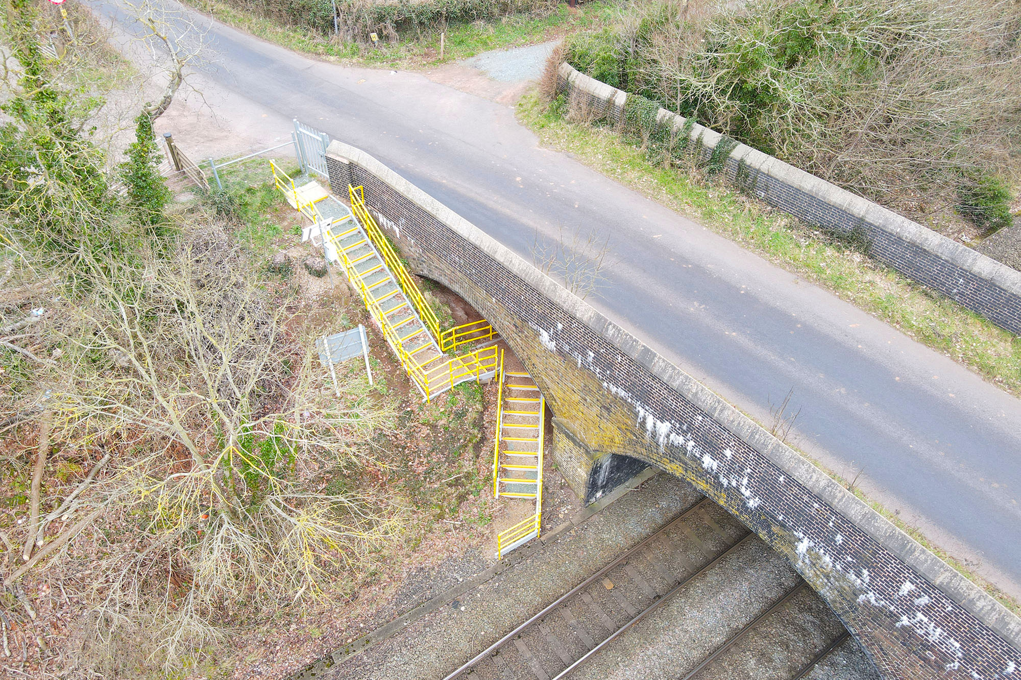 Ezi Access GRP Steps: The Network Rail Compliant Solution | Ezi Klamp ...